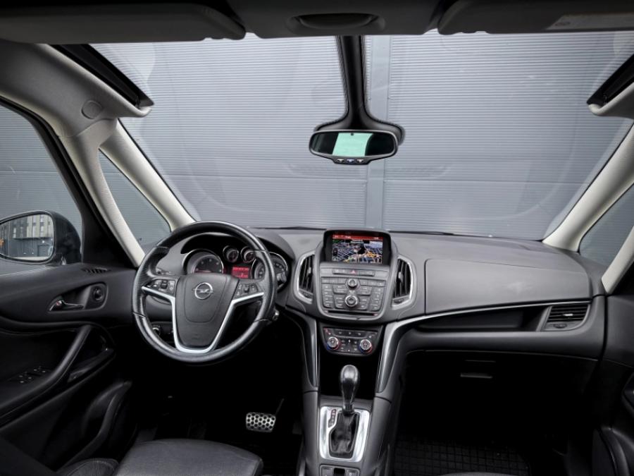 Pelēks Opel Zafira 2016 Rīga, ar dzinēja tilpumu 2.00 L un nobraukumu 196 tūkst. km par 8795 €, foto 8 vietnē AUTOMOTO.COM.LV