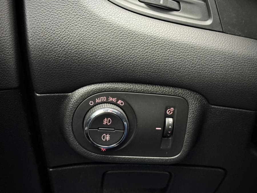 Pelēks Opel Zafira 2016 Rīga, ar dzinēja tilpumu 2.00 L un nobraukumu 196 tūkst. km par 8795 €, foto 15 vietnē AUTOMOTO.COM.LV