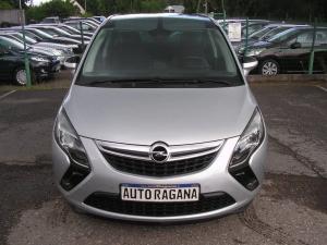 Grey Opel Zafira 2016 in Sigulda, with an engine capacity of 1.60 L and mileage of 197 thousand km for 6350 €, photo 6 on AUTOMOTO.COM.LV