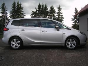 Grey Opel Zafira 2016 in Sigulda, with an engine capacity of 1.60 L and mileage of 197 thousand km for 6350 €, photo 8 on AUTOMOTO.COM.LV