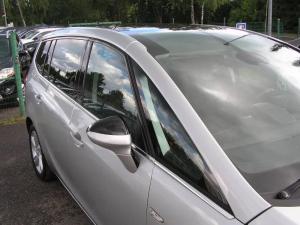 Grey Opel Zafira 2016 in Sigulda, with an engine capacity of 1.60 L and mileage of 197 thousand km for 6350 €, photo 12 on AUTOMOTO.COM.LV