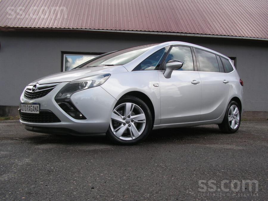 Grey Opel Zafira 2016 in Riga, with an engine capacity of 1.60 L and mileage of 0 thousand km for 6350 €, photo 3 on AUTOMOTO.COM.LV