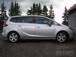 Grey Opel Zafira 2016 in Riga, with an engine capacity of 1.60 L and mileage of 0 thousand km for 6350 €, photo 8 on AUTOMOTO.COM.LV