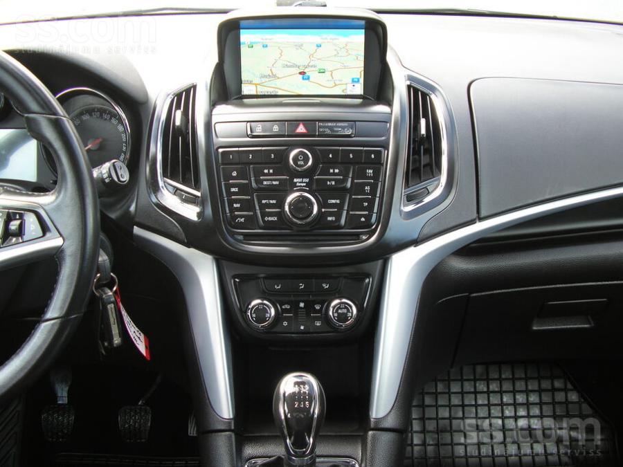 Grey Opel Zafira 2016 in Riga, with an engine capacity of 1.60 L and mileage of 0 thousand km for 6350 €, photo 16 on AUTOMOTO.COM.LV
