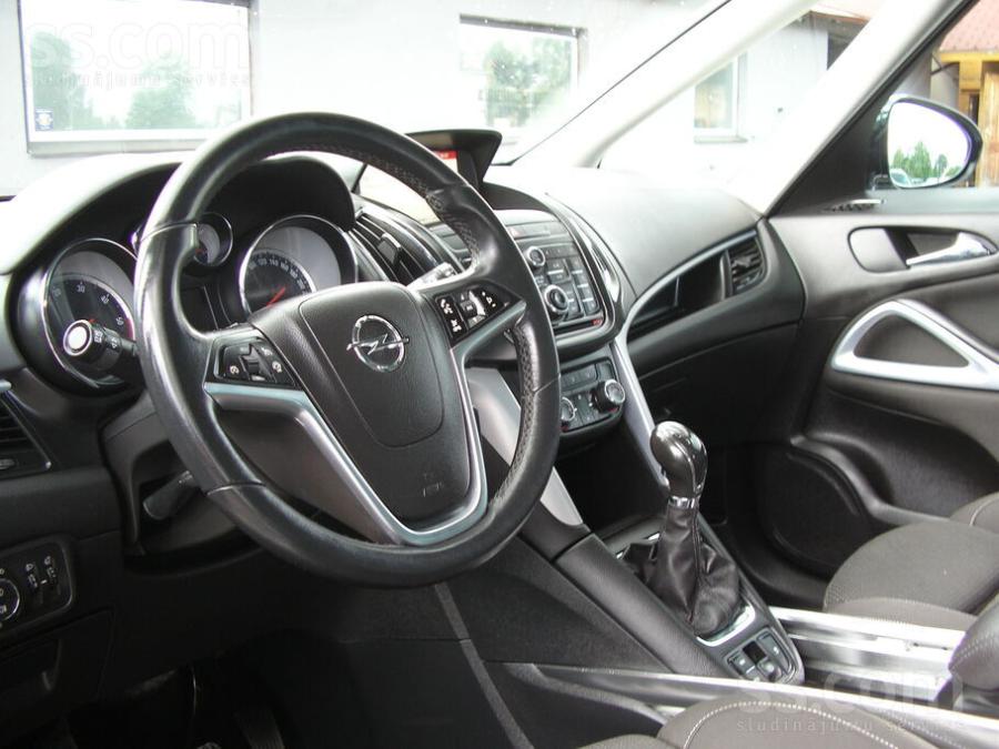 Grey Opel Zafira 2016 in Riga, with an engine capacity of 1.60 L and mileage of 0 thousand km for 6350 €, photo 19 on AUTOMOTO.COM.LV
