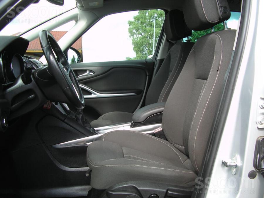 Grey Opel Zafira 2016 in Riga, with an engine capacity of 1.60 L and mileage of 0 thousand km for 6350 €, photo 20 on AUTOMOTO.COM.LV