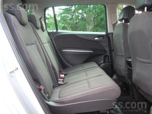 Grey Opel Zafira 2016 in Riga, with an engine capacity of 1.60 L and mileage of 0 thousand km for 6350 €, photo 25 on AUTOMOTO.COM.LV