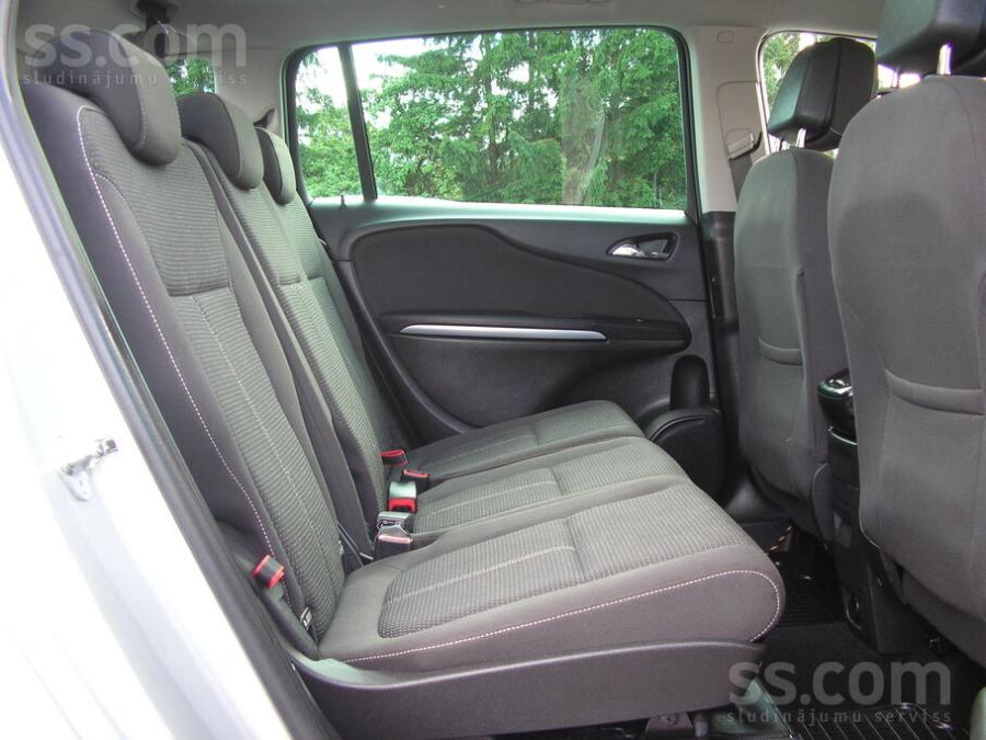 Grey Opel Zafira 2016 in Riga, with an engine capacity of 1.60 L and mileage of 0 thousand km for 6350 €, photo 25 on AUTOMOTO.COM.LV