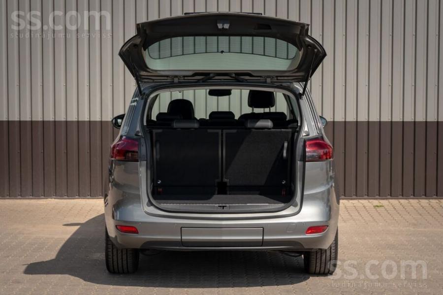 Pelēks Opel Zafira 2016 Talsi, ar dzinēja tilpumu 2.00 L un nobraukumu 207 tūkst. km par 10950 €, foto 8 vietnē AUTOMOTO.COM.LV