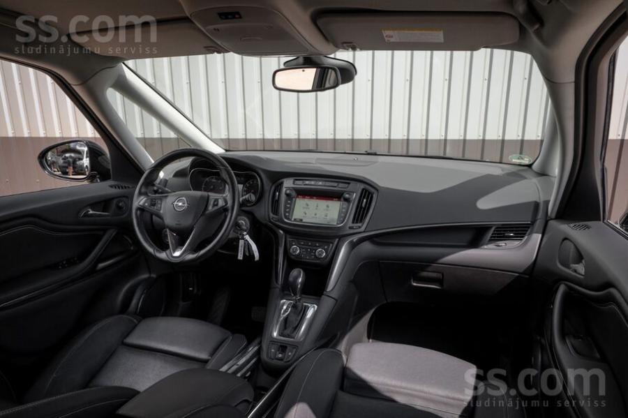Pelēks Opel Zafira 2016 Talsi, ar dzinēja tilpumu 2.00 L un nobraukumu 207 tūkst. km par 10950 €, foto 10 vietnē AUTOMOTO.COM.LV