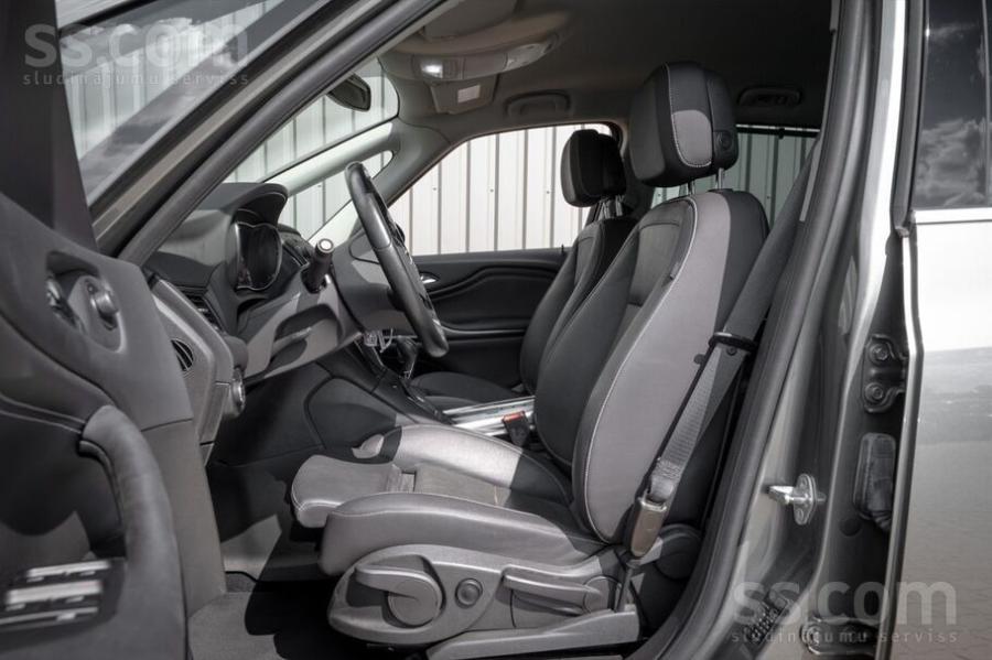 Pelēks Opel Zafira 2016 Talsi, ar dzinēja tilpumu 2.00 L un nobraukumu 207 tūkst. km par 10950 €, foto 11 vietnē AUTOMOTO.COM.LV