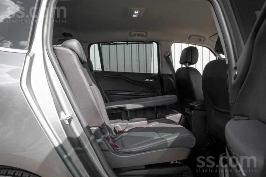 Pelēks Opel Zafira 2016 Talsi, ar dzinēja tilpumu 2.00 L un nobraukumu 207 tūkst. km par 10950 €, foto 15 vietnē AUTOMOTO.COM.LV