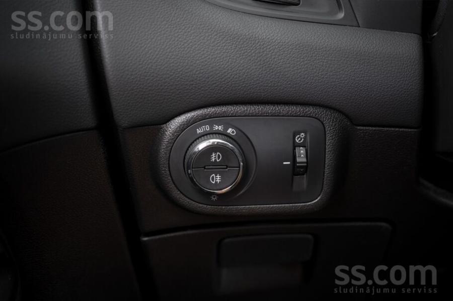 Pelēks Opel Zafira 2016 Talsi, ar dzinēja tilpumu 2.00 L un nobraukumu 207 tūkst. km par 10950 €, foto 19 vietnē AUTOMOTO.COM.LV