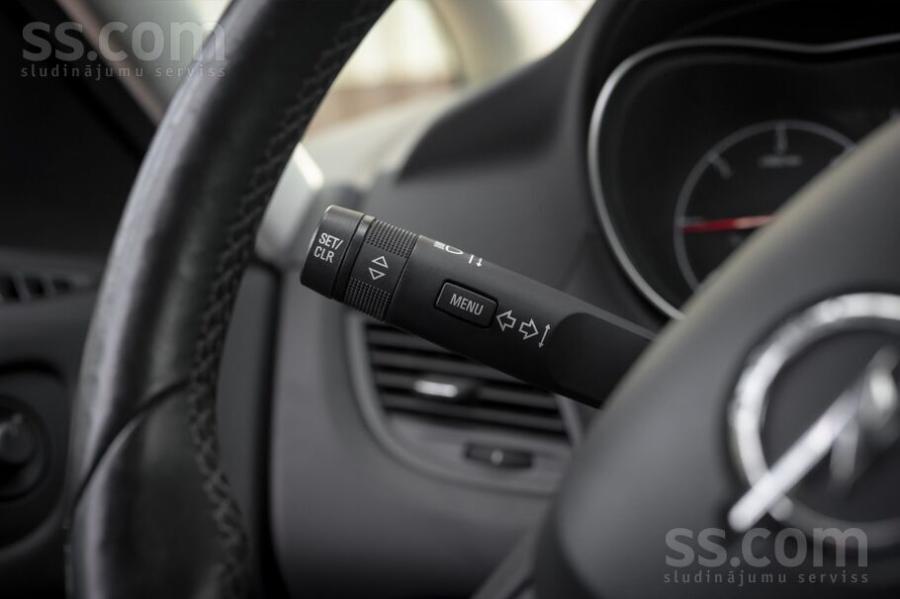 Pelēks Opel Zafira 2016 Talsi, ar dzinēja tilpumu 2.00 L un nobraukumu 207 tūkst. km par 10950 €, foto 20 vietnē AUTOMOTO.COM.LV