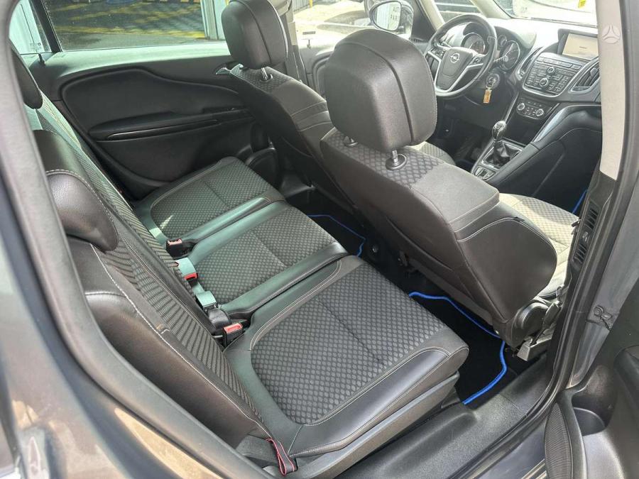 Pelēks Opel Zafira 2016 Šauļi, ar dzinēja tilpumu 1.60 L un nobraukumu 195 tūkst. km par 5100 €, foto 20 vietnē AUTOMOTO.COM.LV