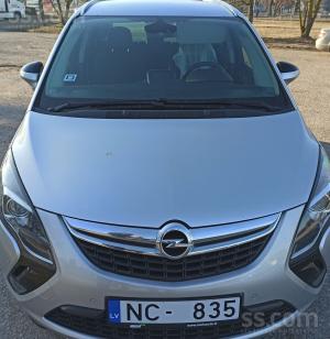 Grey Opel Zafira 2016 in Liepaja, with an engine capacity of 1.60 L and mileage of 240 thousand km for 6000 €, photo 4 on AUTOMOTO.COM.LV