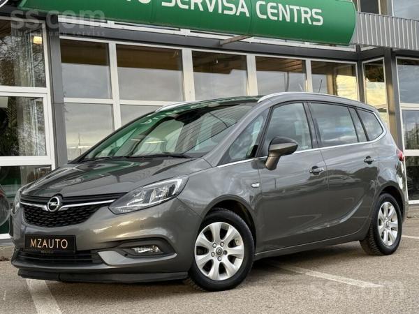 Grey Opel Zafira 2017 in Tukums, with an engine capacity of 1.60 L and mileage of 213 thousand km for 8200 €, photo 2 on AUTOMOTO.COM.LV