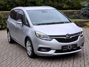Grey Opel Zafira 2017 in Vilnius, with an engine capacity of 2.00 L and mileage of 244 thousand km for 8200 €, photo 2 on AUTOMOTO.COM.LV