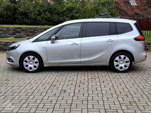 Grey Opel Zafira 2017 in Vilnius, with an engine capacity of 2.00 L and mileage of 244 thousand km for 8200 €, photo 6 on AUTOMOTO.COM.LV