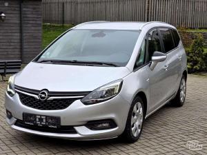 Grey Opel Zafira 2017 in Vilnius, with an engine capacity of 2.00 L and mileage of 244 thousand km for 8200 €, photo 16 on AUTOMOTO.COM.LV