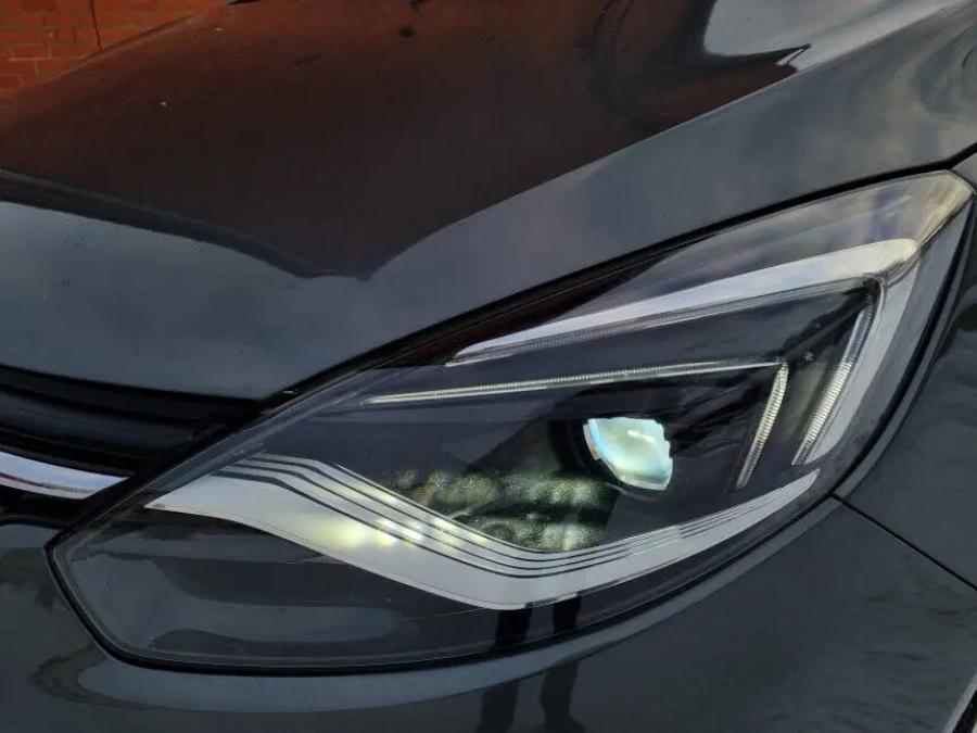 Pelēks Opel Zafira 2017 Jēkabpils, ar dzinēja tilpumu 2.00 L un nobraukumu 202 tūkst. km par 11900 €, foto 13 vietnē AUTOMOTO.COM.LV