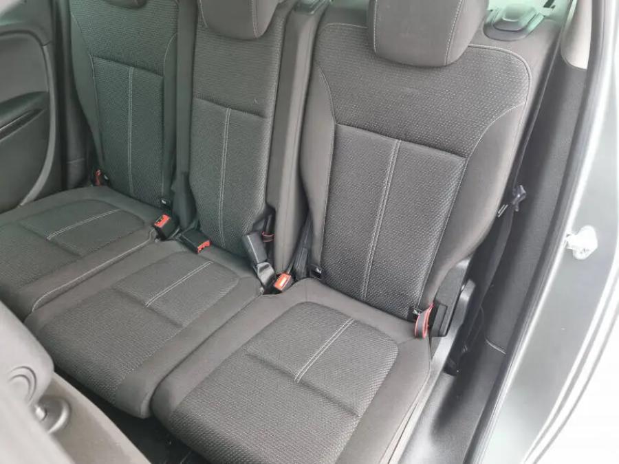 Pelēks Opel Zafira 2017 Jēkabpils, ar dzinēja tilpumu 2.00 L un nobraukumu 202 tūkst. km par 11900 €, foto 19 vietnē AUTOMOTO.COM.LV