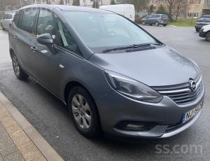 Grey Opel Zafira 2018 in Riga, with an engine capacity of 1.60 L and mileage of 229 thousand km for 7550 €, photo 4 on AUTOMOTO.COM.LV