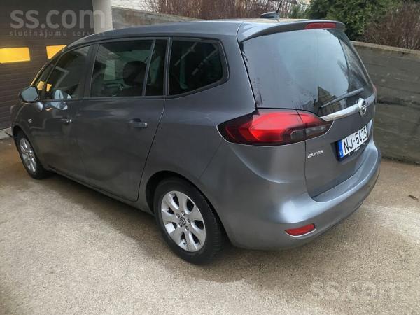 Pelēks Opel Zafira 2018 Rīga, ar dzinēja tilpumu 1.60 L un nobraukumu 229 tūkst. km par 7550 €, foto 10 vietnē AUTOMOTO.COM.LV
