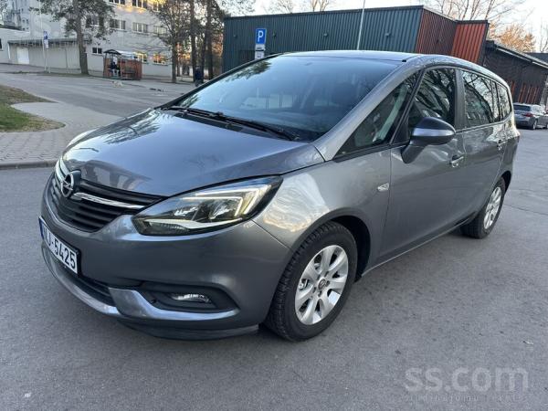 Grey Opel Zafira 2018 in Riga, with an engine capacity of 1.60 L and mileage of 229 thousand km for 7450 €, photo 1 on AUTOMOTO.COM.LV