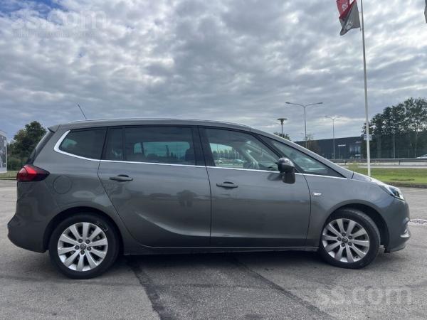 Opel Zafira 2018 Rīga vietnē Pelēks Opel Zafira 2018 Rīga, ar dzinēja tilpumu 2.00 L un nobraukumu 92 tūkst. km par 15950 €, foto 5 vietnē AUTOMOTO.COM.LV