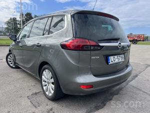 Pelēks Opel Zafira 2018 Rīga, ar dzinēja tilpumu 2.00 L un nobraukumu 92 tūkst. km par 15950 €, foto 6 vietnē AUTOMOTO.COM.LV