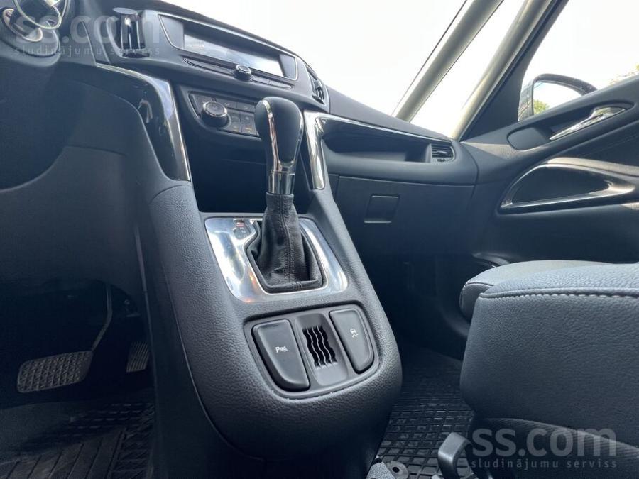 Pelēks Opel Zafira 2018 Rīga, ar dzinēja tilpumu 2.00 L un nobraukumu 92 tūkst. km par 15950 €, foto 12 vietnē AUTOMOTO.COM.LV