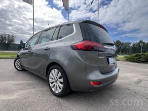 Pelēks Opel Zafira 2018 Rīga, ar dzinēja tilpumu 2.00 L un nobraukumu 92 tūkst. km par 15950 €, foto 16 vietnē AUTOMOTO.COM.LV