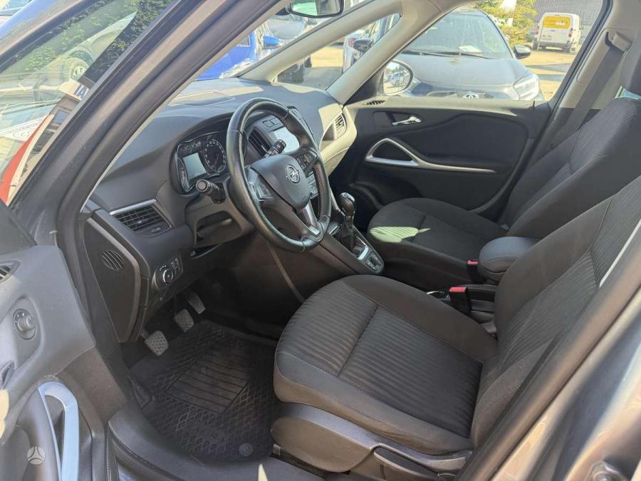 Grey Opel Zafira 2019 in Klaipeda, with an engine capacity of 1.60 L and mileage of 227 thousand km for 6999 €, photo 8 on AUTOMOTO.COM.LV