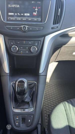 Grey Opel Zafira 2019 in Klaipeda, with an engine capacity of 1.60 L and mileage of 227 thousand km for 6999 €, photo 13 on AUTOMOTO.COM.LV