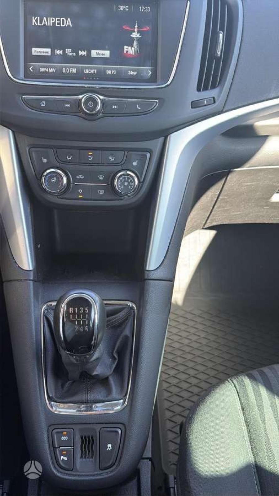 Grey Opel Zafira 2019 in Klaipeda, with an engine capacity of 1.60 L and mileage of 227 thousand km for 6999 €, photo 13 on AUTOMOTO.COM.LV