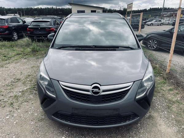 Pelēks Opel Zafira 2016 Viļņa, ar dzinēja tilpumu 1.56 L un nobraukumu 178 tūkst. km par 4270 €, foto 3 vietnē AUTOMOTO.COM.LV