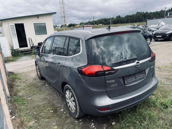 Pelēks Opel Zafira 2016 Viļņa, ar dzinēja tilpumu 1.56 L un nobraukumu 178 tūkst. km par 4270 €, foto 6 vietnē AUTOMOTO.COM.LV