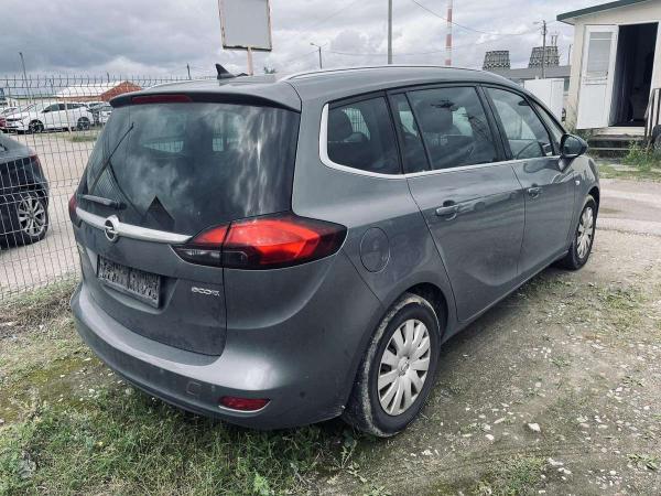 Pelēks Opel Zafira 2016 Viļņa, ar dzinēja tilpumu 1.56 L un nobraukumu 178 tūkst. km par 4270 €, foto 9 vietnē AUTOMOTO.COM.LV
