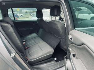Grey Opel Zafira 2016 in Vilnius, with an engine capacity of 1.56 L and mileage of 178 thousand km for 4270 €, photo 20 on AUTOMOTO.COM.LV