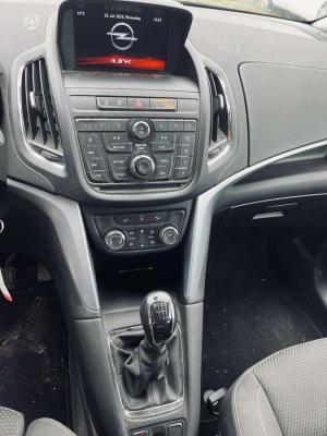 Grey Opel Zafira 2016 in Vilnius, with an engine capacity of 1.56 L and mileage of 178 thousand km for 4270 €, photo 26 on AUTOMOTO.COM.LV