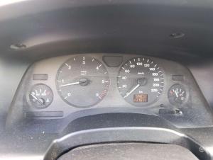 Grey Opel Zafira 2002 in Plunge, with an engine capacity of 2.00 L and mileage of 332 thousand km for 850 €, photo 7 on AUTOMOTO.COM.LV