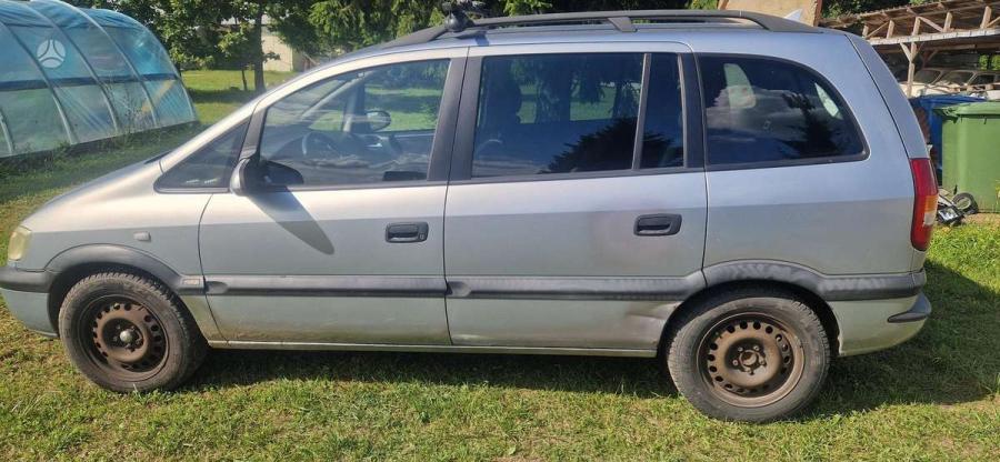 Grey Opel Zafira 2000 in Vilnius, with an engine capacity of 2.00 L and mileage of 364 thousand km for 600 €, photo 3 on AUTOMOTO.COM.LV