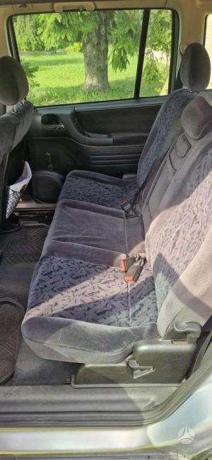 Grey Opel Zafira 2000 in Vilnius, with an engine capacity of 2.00 L and mileage of 364 thousand km for 600 €, photo 10 on AUTOMOTO.COM.LV