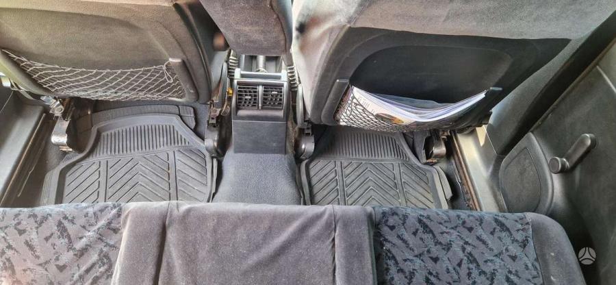 Grey Opel Zafira 2000 in Vilnius, with an engine capacity of 2.00 L and mileage of 364 thousand km for 600 €, photo 12 on AUTOMOTO.COM.LV