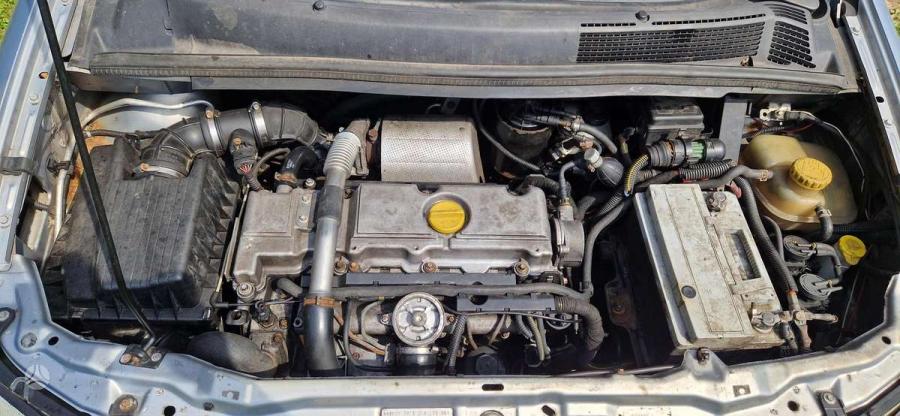 Grey Opel Zafira 2000 in Vilnius, with an engine capacity of 2.00 L and mileage of 364 thousand km for 600 €, photo 14 on AUTOMOTO.COM.LV