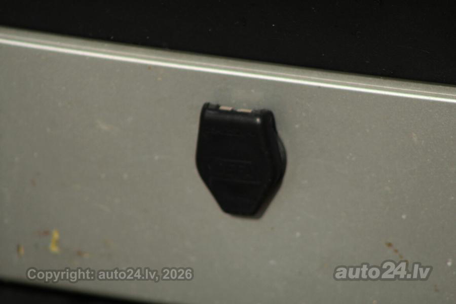 Pelēks Opel Zafira 2000 Tartu, ar dzinēja tilpumu 1.60 L un nobraukumu 195 tūkst. km par 1199 €, foto 13 vietnē AUTOMOTO.COM.LV