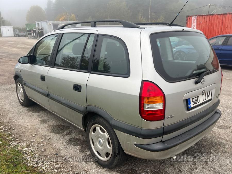 Grey Opel Zafira 2000 in Narva, with an engine capacity of 1.80 L and mileage of 194 thousand km for 699 €, photo 5 on AUTOMOTO.COM.LV