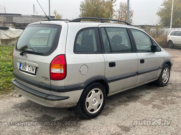 Grey Opel Zafira 2000 in Narva, with an engine capacity of 1.80 L and mileage of 194 thousand km for 699 €, photo 7 on AUTOMOTO.COM.LV