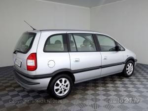 Pelēks Opel Zafira 2003 Tallina, ar dzinēja tilpumu 2.00 L un nobraukumu 184 tūkst. km par 1399 €, foto 3 vietnē AUTOMOTO.COM.LV